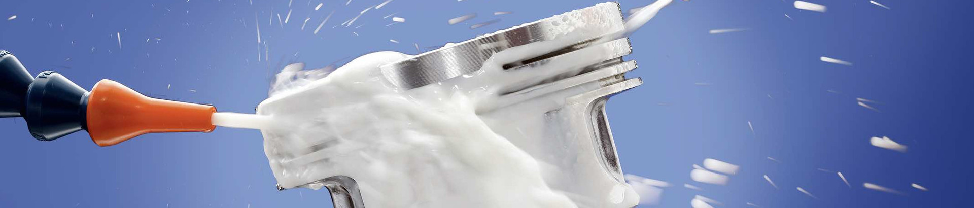 Water-miscible metalworking fluids for machining