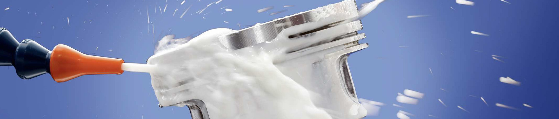 Water-miscible metalworking fluids for machining