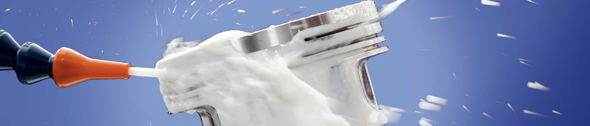 Water-miscible metalworking fluids for machining