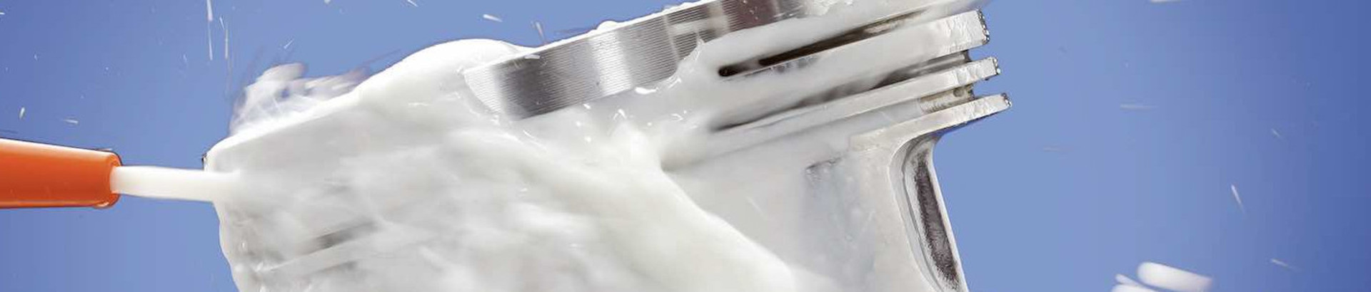 Water-miscible metalworking fluids for machining